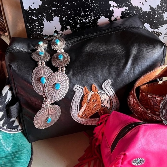 Two Fly | Bags | Nwt Western Soul 2 Fly Pack Mule Traveler Black | Poshmark